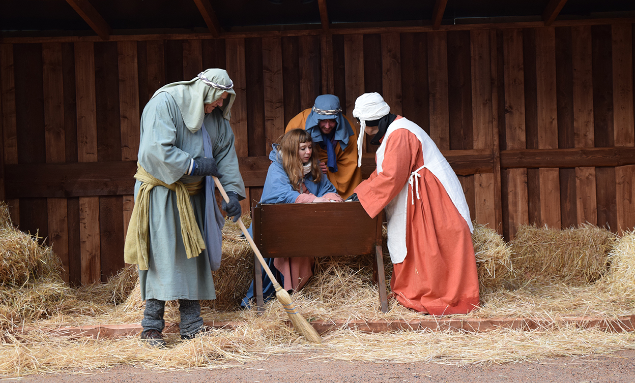 Levande julkrubba på Domkyrkoplan - Göteborgs stadsmission